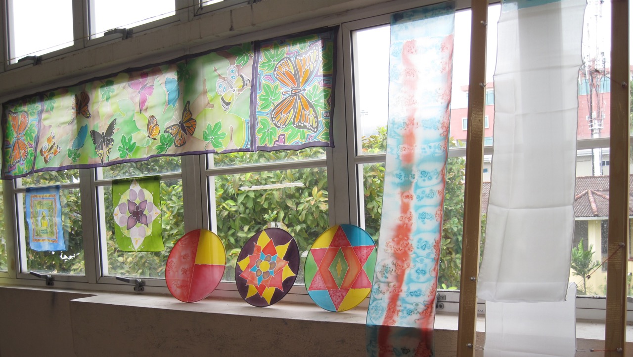Workshop: Basics in Textile Design and Silk Painting, BAHS 2013 – Clara ...